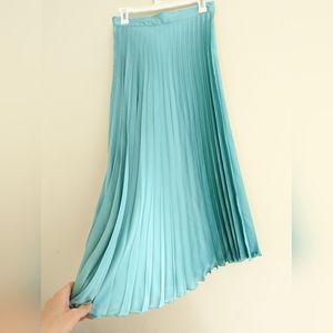 Zara | Skirts | Zara Satin Effect Pleated Midi Skirt Turquoise Xssm Nwt ...